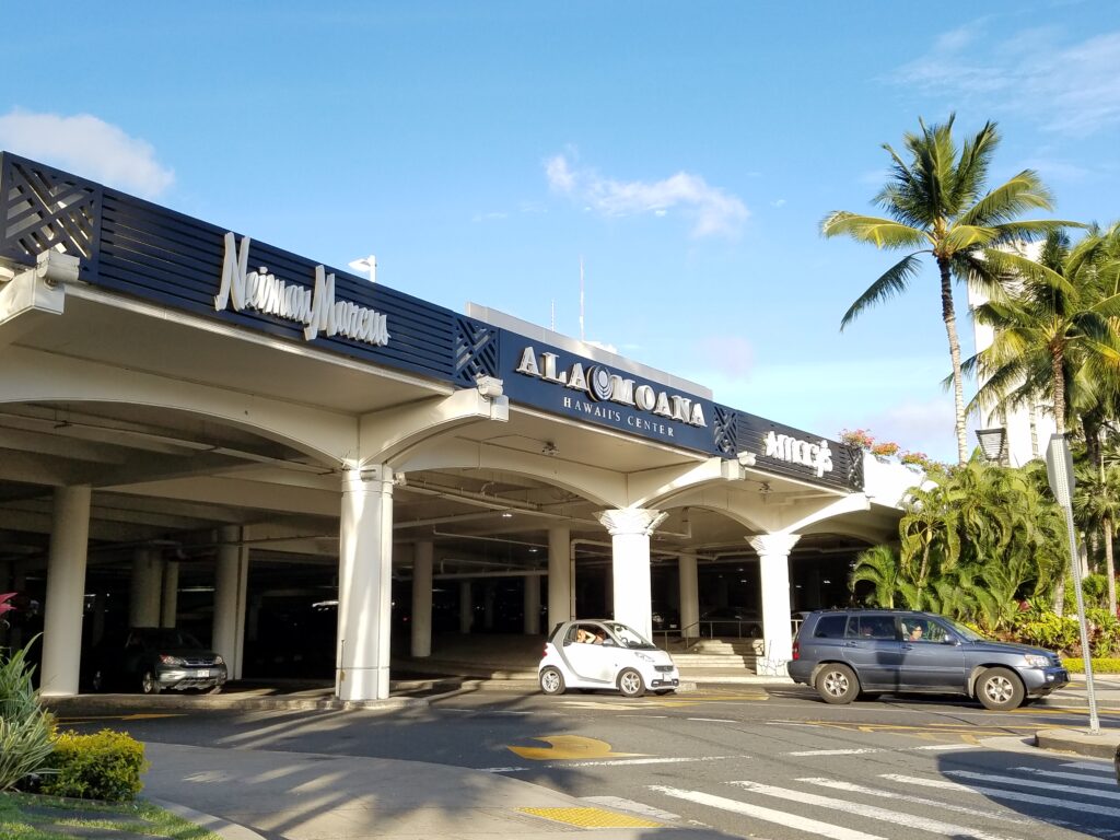 Ala Moana Shopping Center Wayfinding Signs | New Image Creative